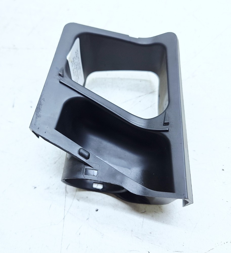 Acabamento Saída Volvo Xc60 2.0 2019 31370229 – 5 Irmãos Auto Peças