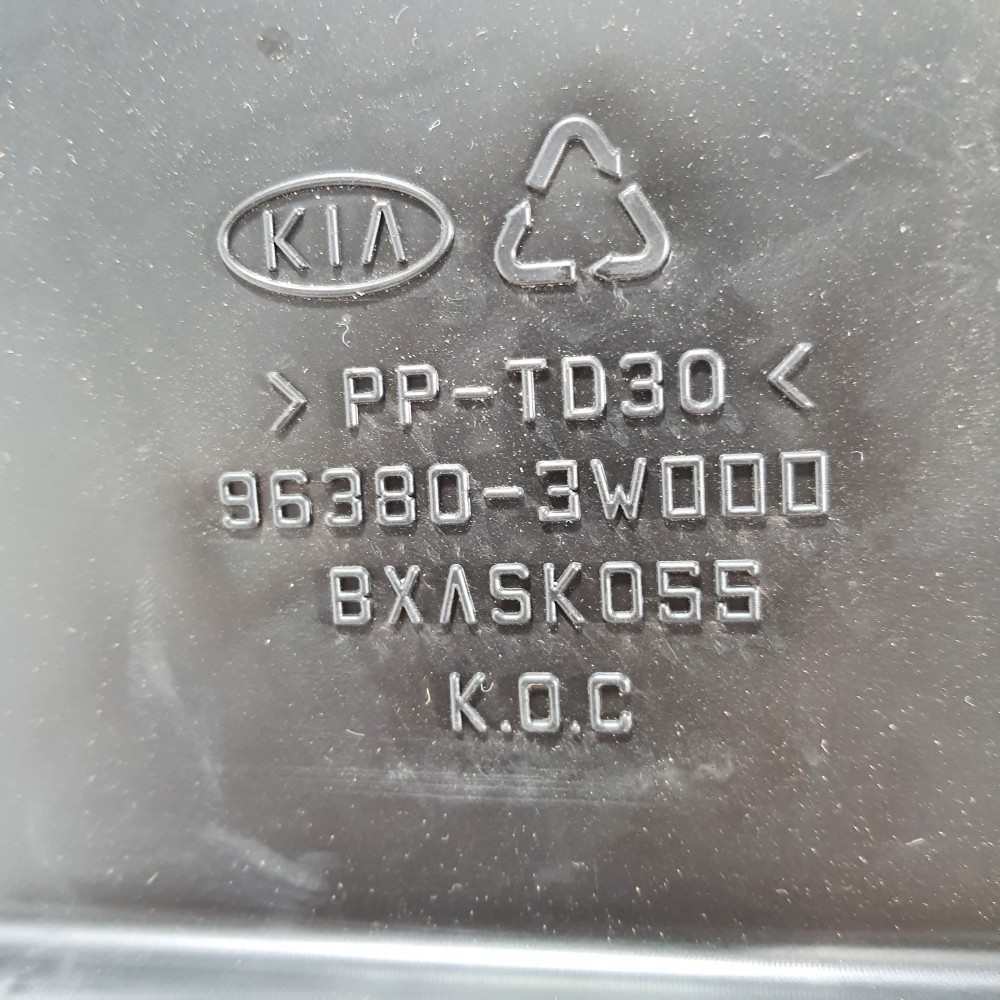 Alto falante subwoofer KIA sportage 2014 96380-3w000 detalhe – MK2 Auto ...